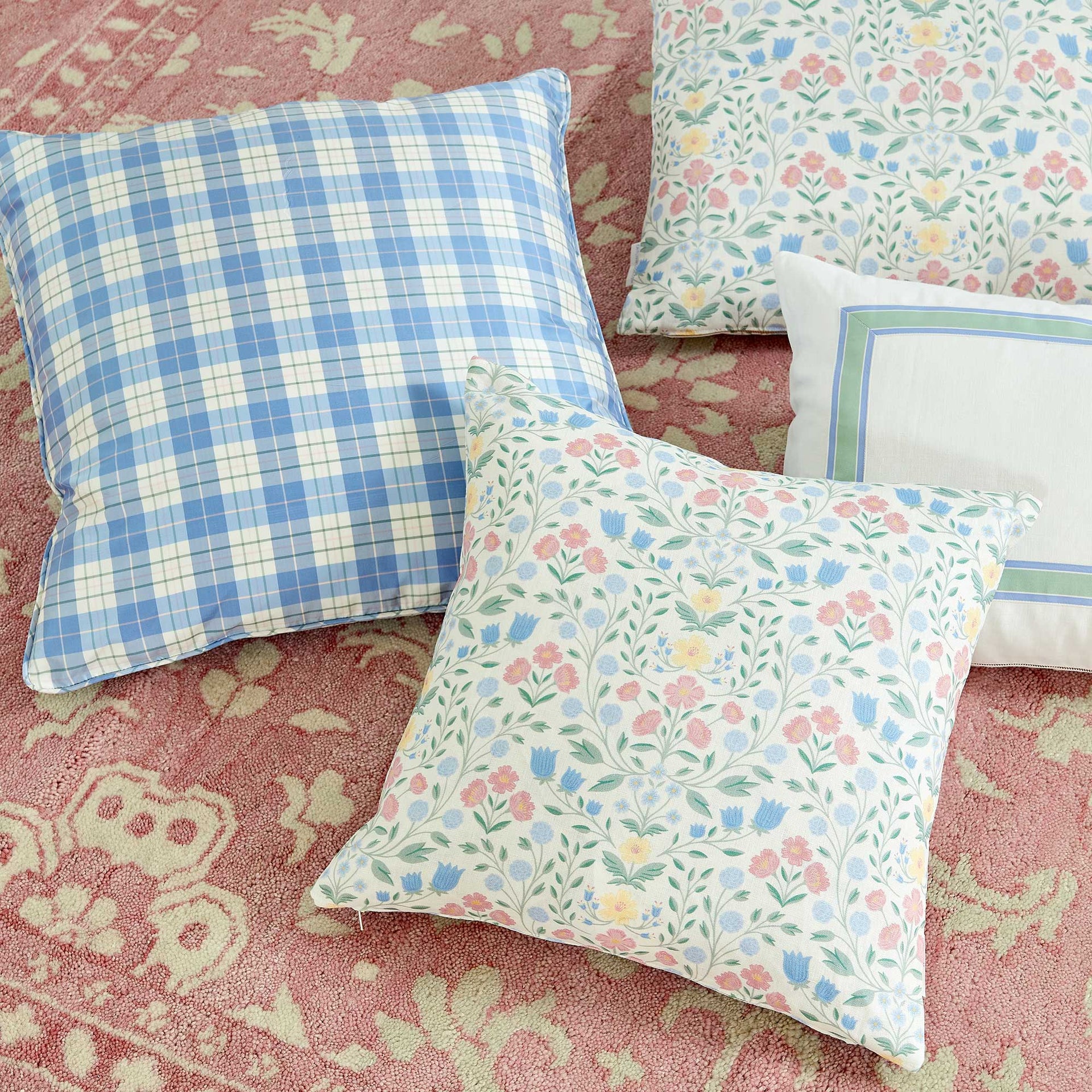 Cali Pillow | Caitlin Wilson