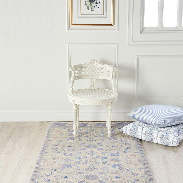 Frances Stool | Caitlin Wilson